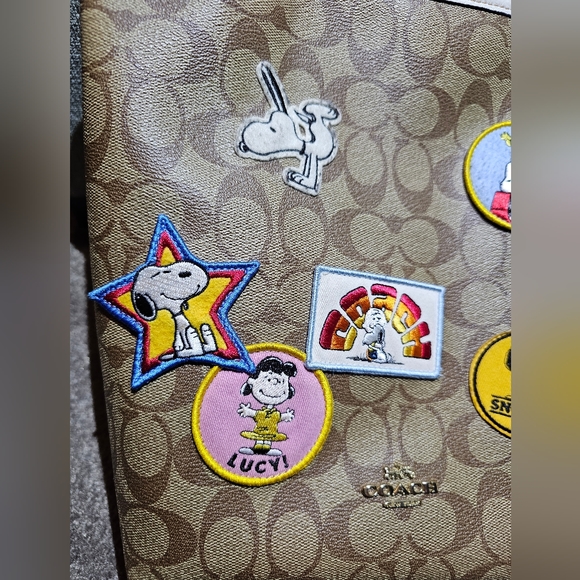 Coach | Bags | Authentic Coach Val Duffel Signature Peanuts Snoopy ...